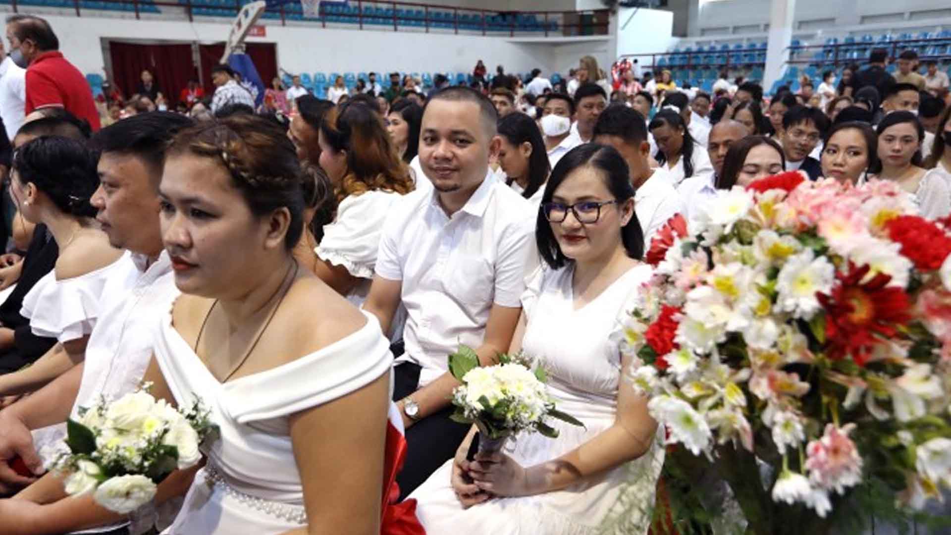 Couples Ditch Church Weddings Due To Cost, Requirements | The Luzon Daily
